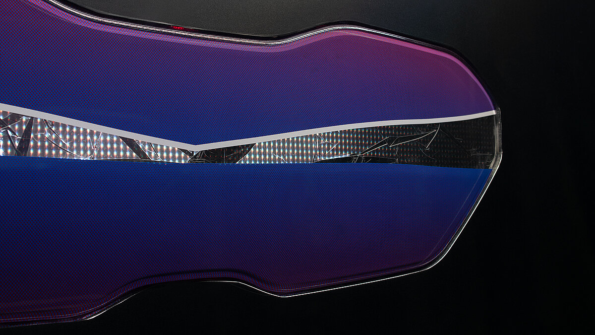 Eye-catchers on a broad front: futuristic front panel designs